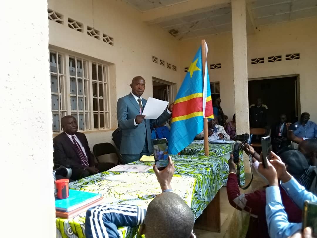 Mwenga : le nouvel Administrateur du territoire, Mao Ishitilo installé ...