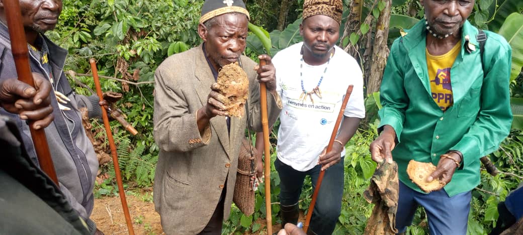 Mines-Mwenga : Une machine profane les tombes et les habits restent à ...